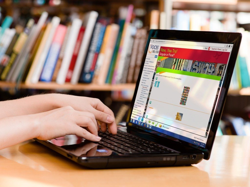 ESL/ELD Digital Courseware by Teacher's Discovery - Class Tech Tips