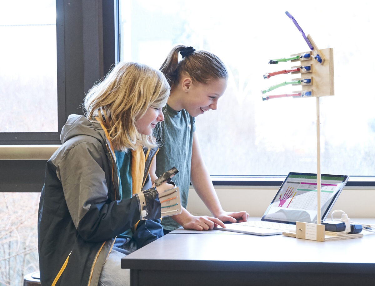 How To Bring Real-Time Data into Your Classroom - Class Tech Tips