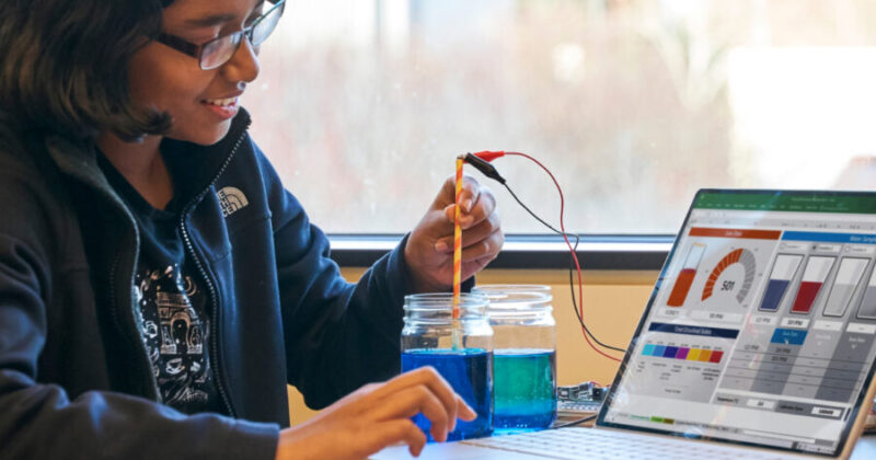 How To Bring Real-Time Data into Your Classroom - Class Tech Tips