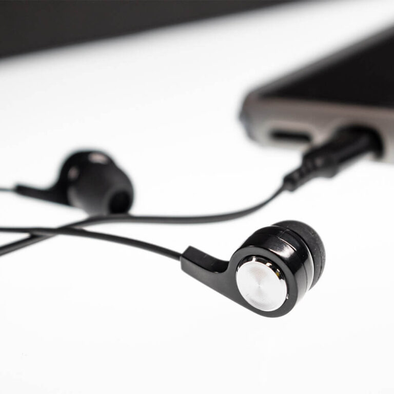 Classroom Ready Headphones and Earbuds for Schools - Class Tech Tips